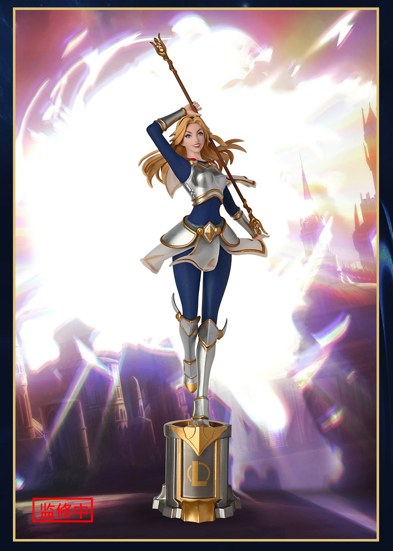 League of Legends - Lux: The Lady of Luminosity Figure Pen – Animeworks B2B